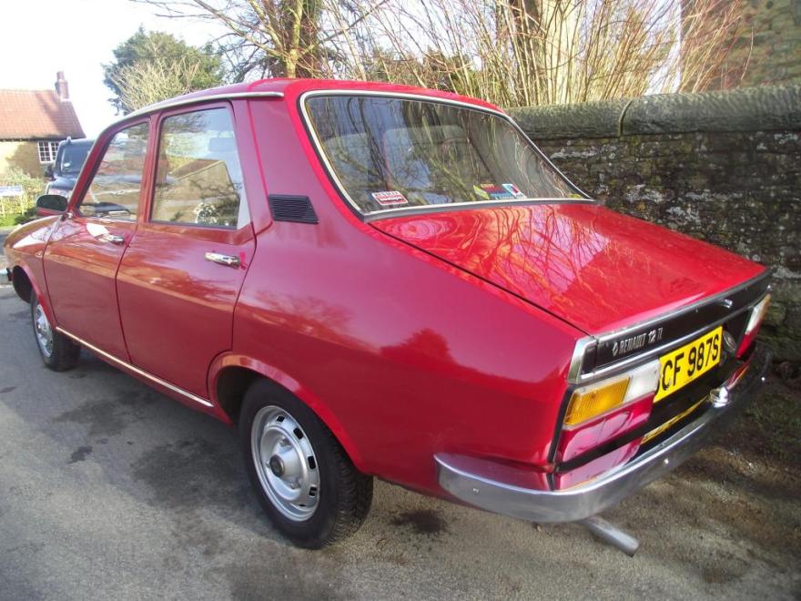 Renault 12 technical specifications and fuel economy